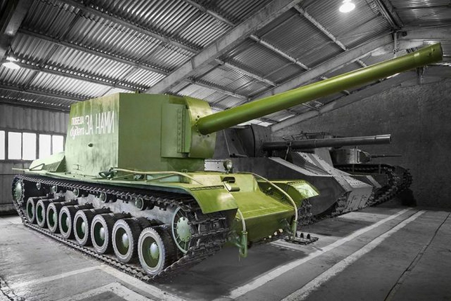 Самоходная артиллерийская установка СУ-100Y - парк Патриот